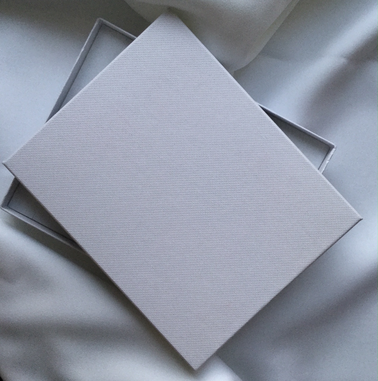 Linen Gift Box Wholesale at Kathleen Flores blog